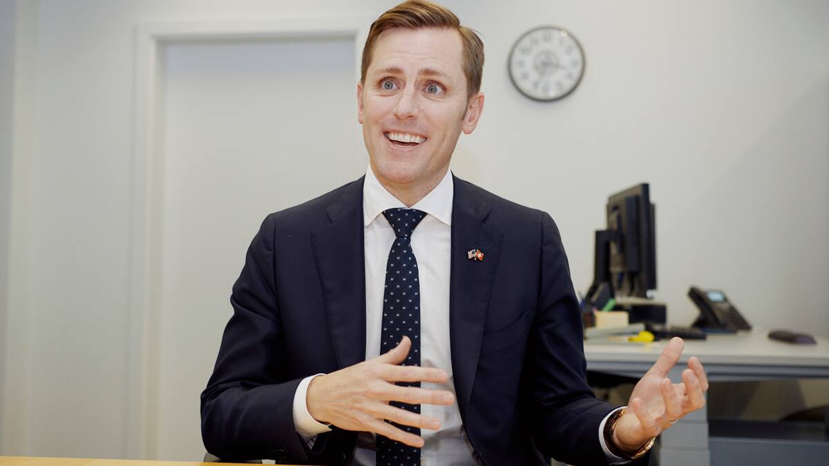 US-Botschafter Scott Miller über Wünsche an die Schweiz und sein LGBTQ-Engagement | Handelszeitung