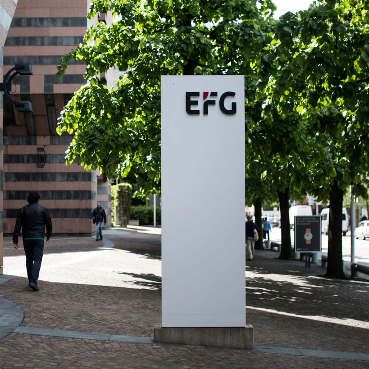 Efg Bank Logo