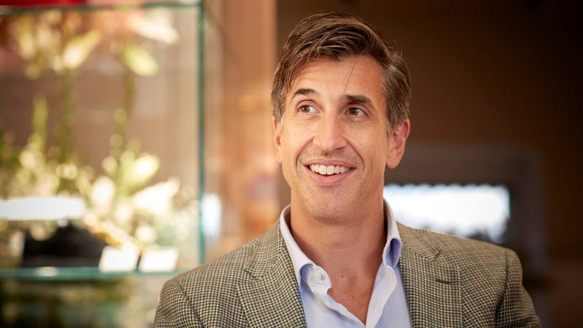 Interview mit Josh Pullan, dem Leiter der Luxusdivision beim ...