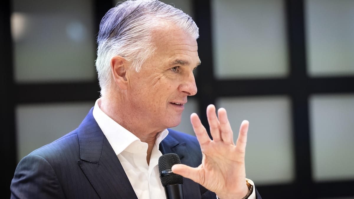 Ex-CS-Banker und UBS-Mitarbeitende berichten: 700 Stellen in der Schweiz schon weg – so läufts ...