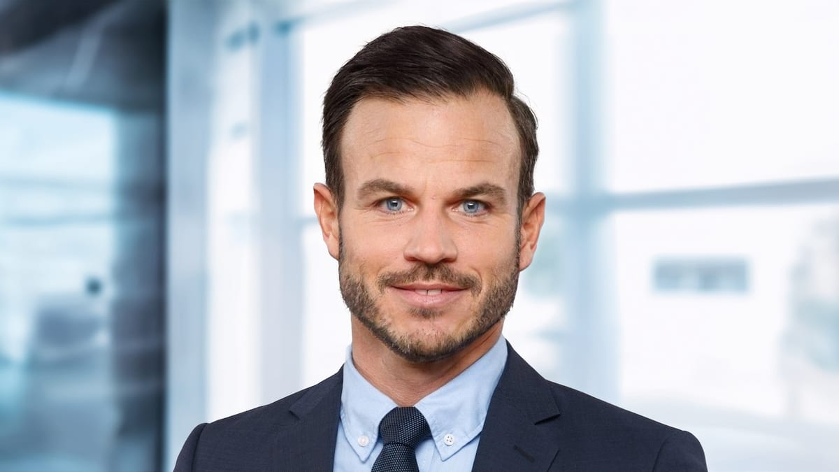 Interview mit Simon Tellenbach vom VZ Vermögenszentrum | HZ Insurance