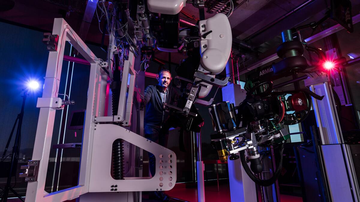 Der Cybathlet: Robotiker Robert Riemer baut motorisierte Prothesen | BILANZ