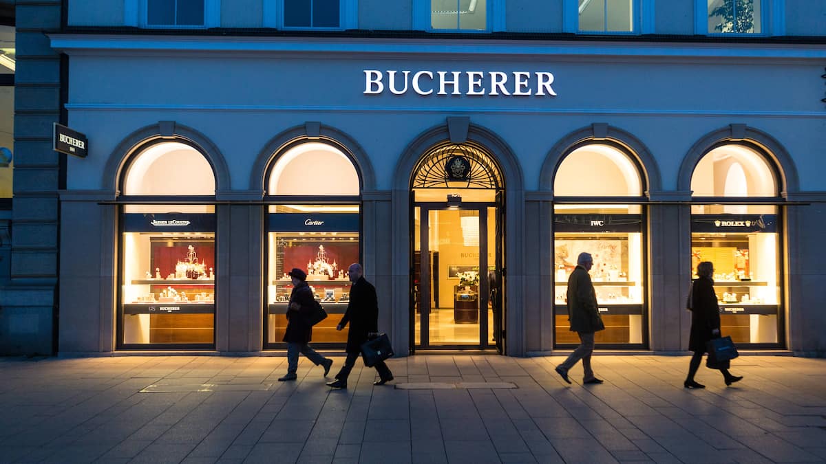 Bucherer baut in der Schweiz 220 Stellen ab | Handelszeitung