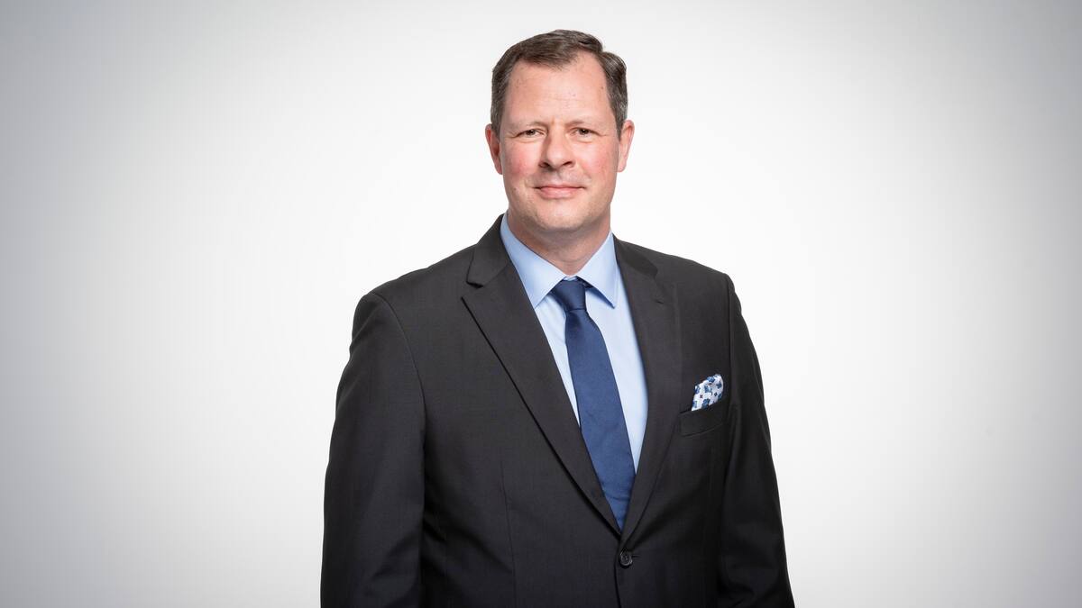 Abgang nach neun Jahren: CEO Norbert Klapper verlässt Rieter – Ersatz ...