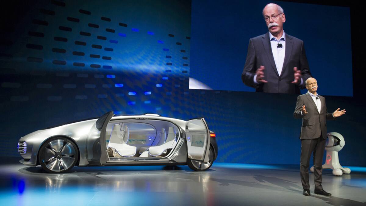 Daimler F 015: Knight Rider lässt grüssen | BILANZ