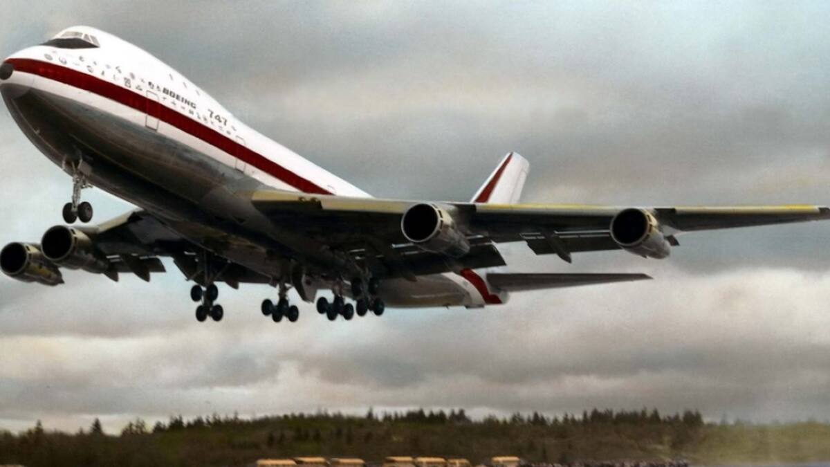 «Königin der Lüfte»: Boeing übergibt letzten Jumbo-Jet 747 | Handelszeitung