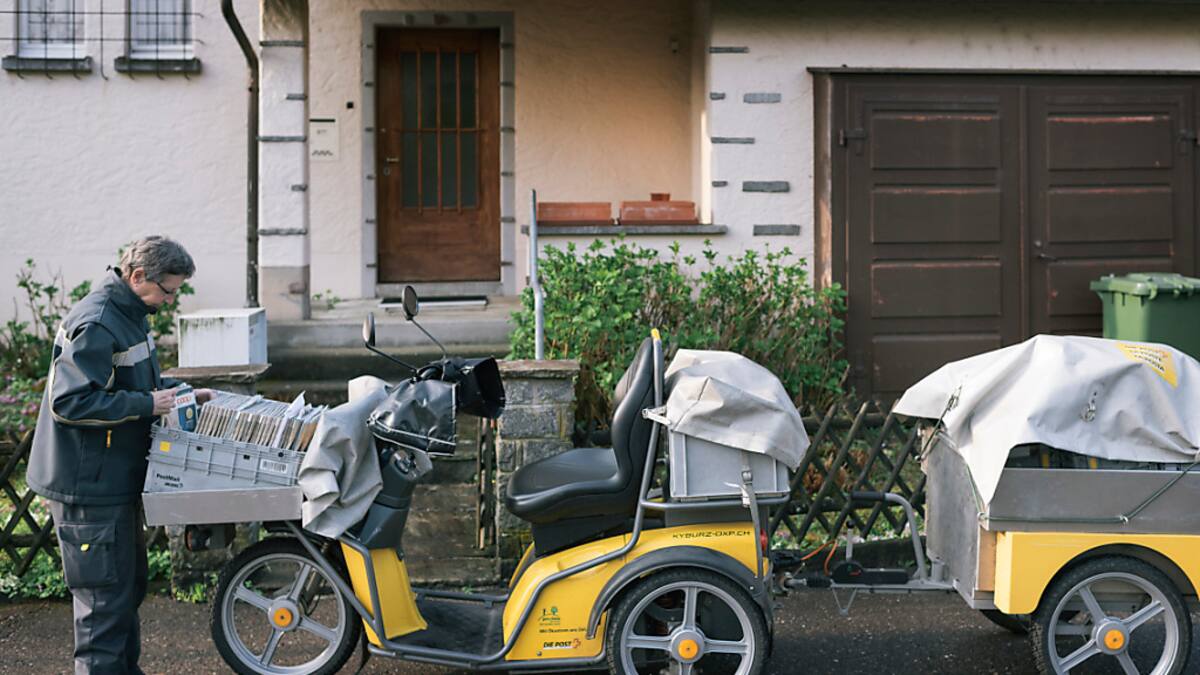 Nachhaltige Logistik: Post fährt Briefe und Pakete in Zürich und Bern ...