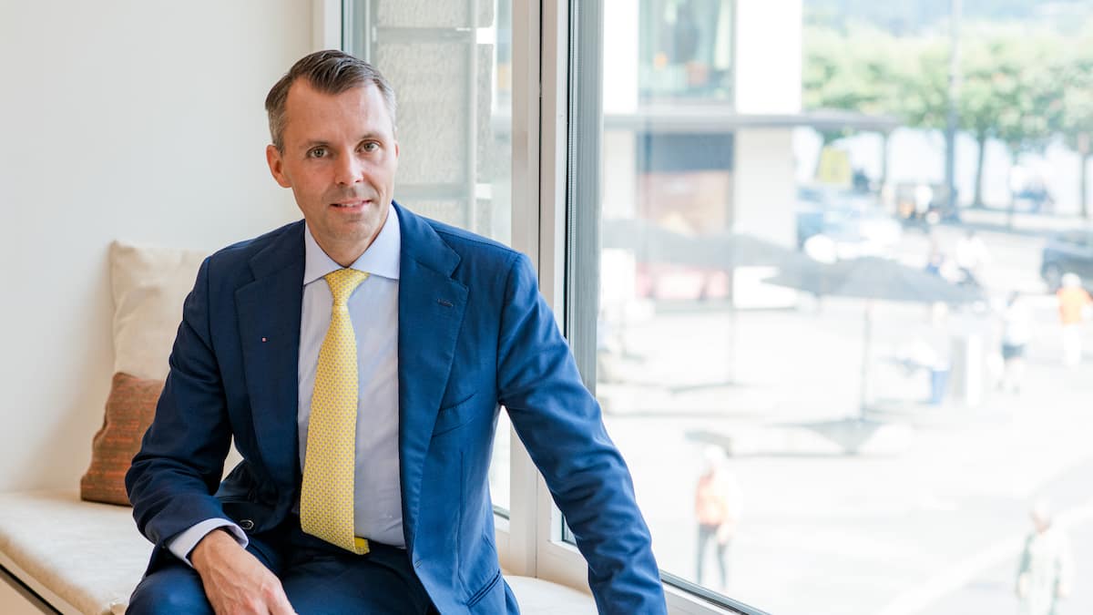 Der CEO Raphael Gübelin im Gespräch über den leeren Schwanenplatz, KI ...