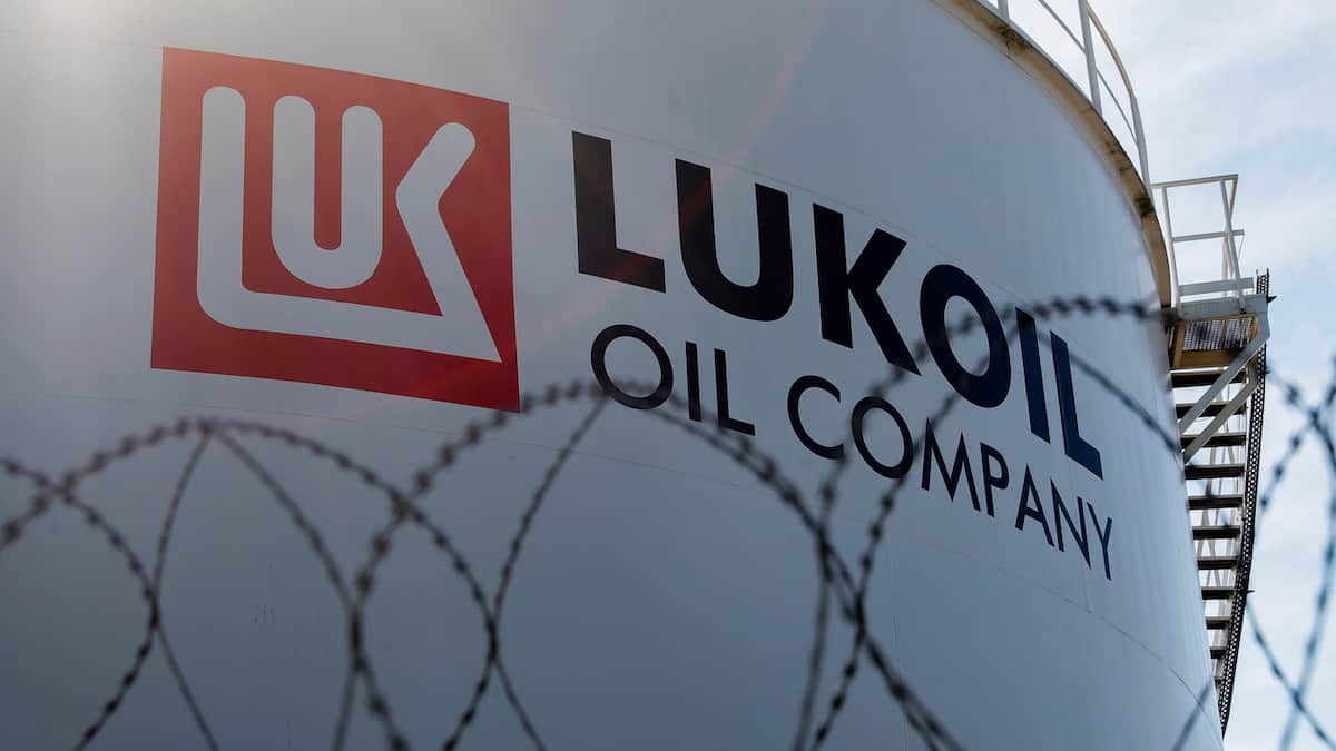 USA beschlagnahmen Flugzeug des russischen Energiekonzerns Lukoil ...