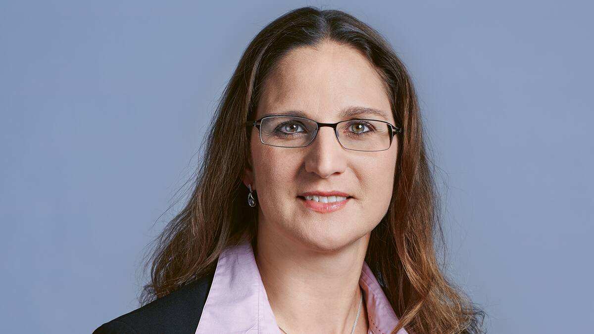 HZ Insurance Forum '24: Kurzinterview mit Birgit Rutishauser, Finma ...