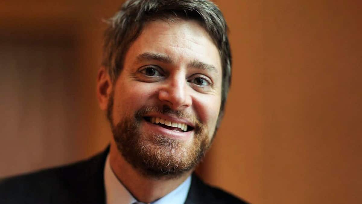 Martin Peter von der Seco erklärt, wie die Schweiz sich für fairen ...