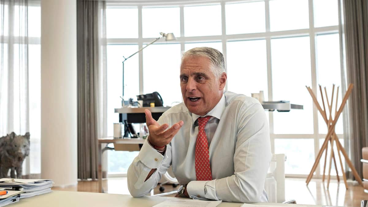 Übernahme im Visier: Die Commerzbank-Pläne des Unicredit-Chefs Andrea ...