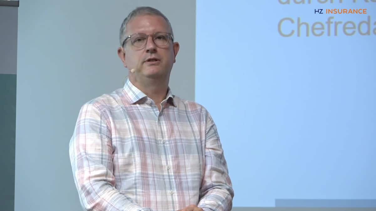 Peter Huber, Chief Insurance Officer, Wefox, im Interview mit Karin ...