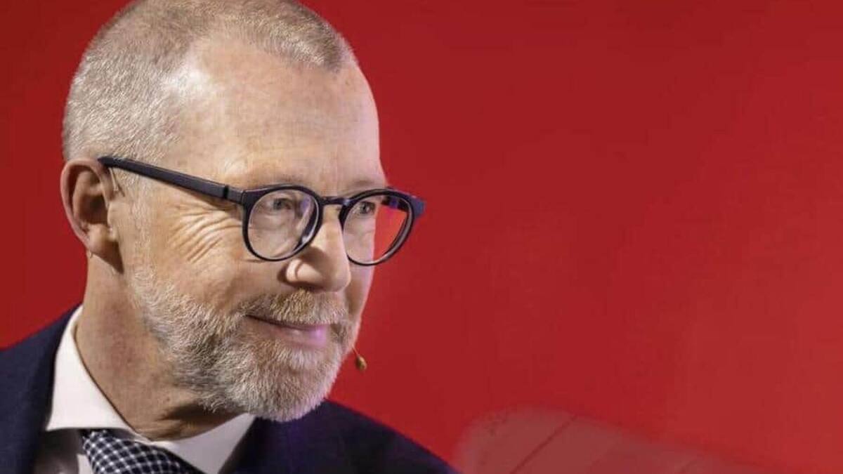 CEO Heinz Huber tritt ab: Raiffeisen Schweiz sucht den Anti-Ermotti ...